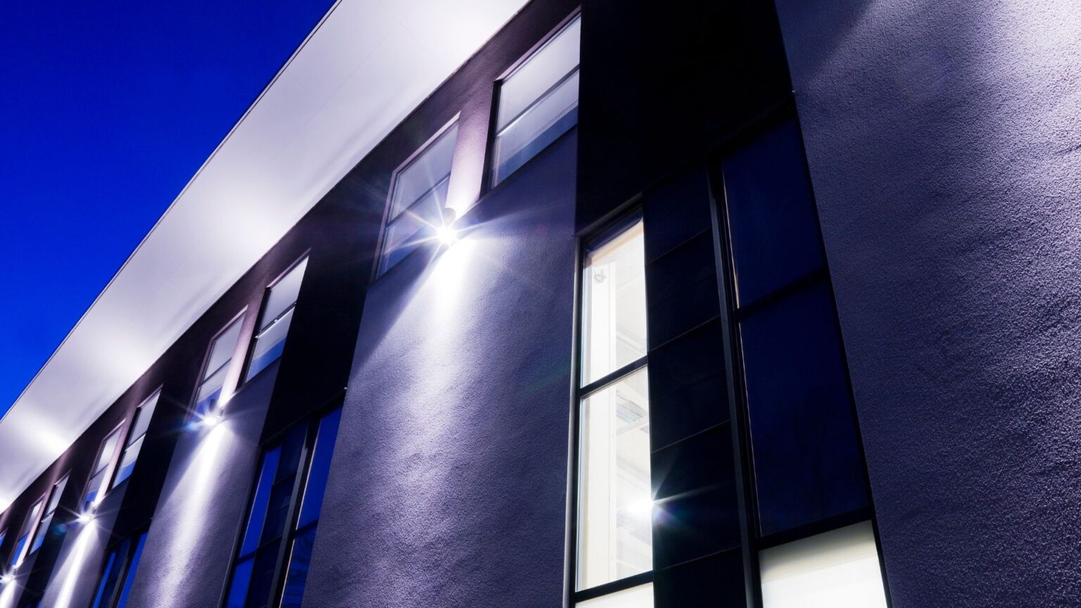 Comprehensive Guide to Floodlight: Uses, Installation, and Benefits ...